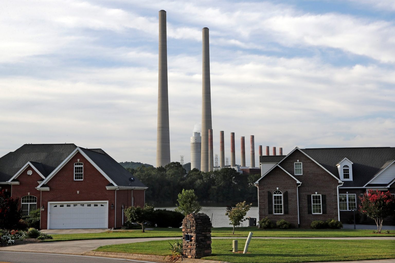 TVA Set to Reconsider Closure of Two Coal-Fired Power Plants – Great ...